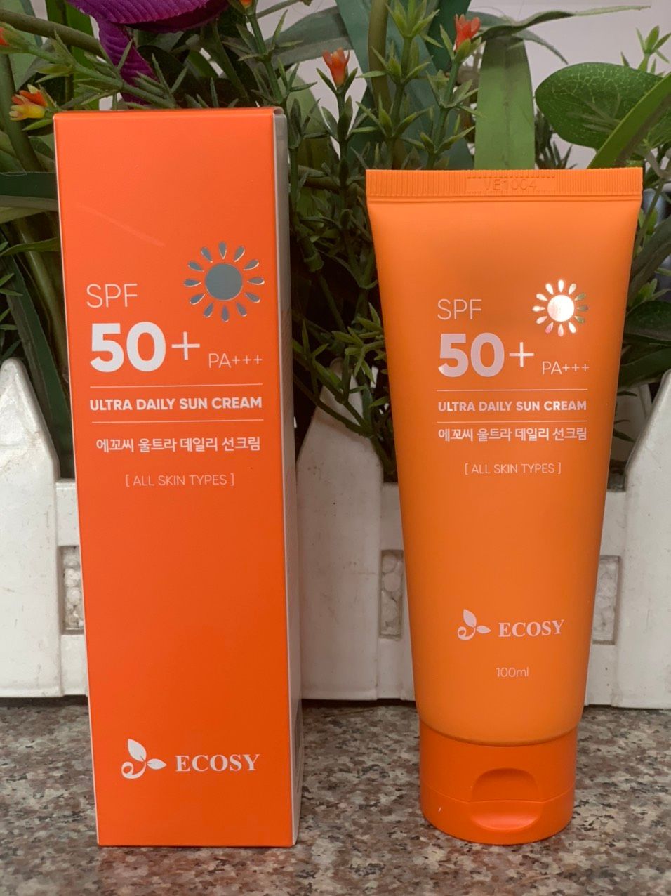 Kem chống nắng Ecosy Ultra Daily Sun Cream SPF50+ PA+++ hộp 1 tuýp ...